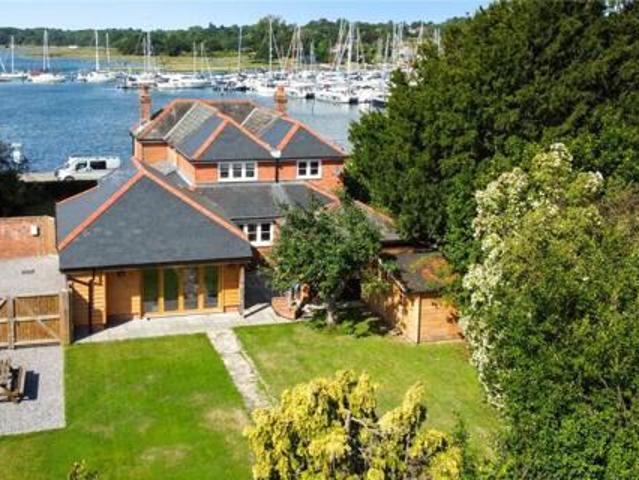 5 Bedroom Detached House For Sale In Southampton