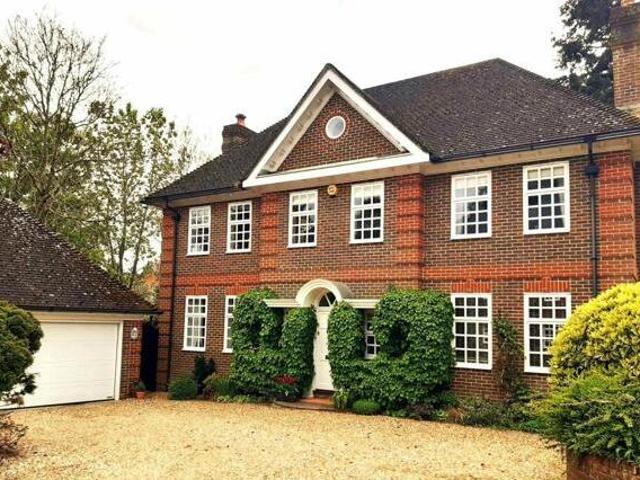 5 Bedroom Detached House For Sale In Southampton, Hampshire
