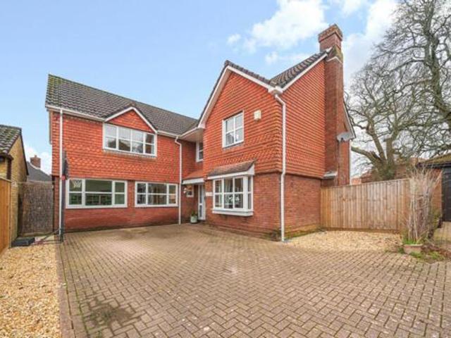 5 Bedroom Detached House For Sale In Southampton, Hampshire
