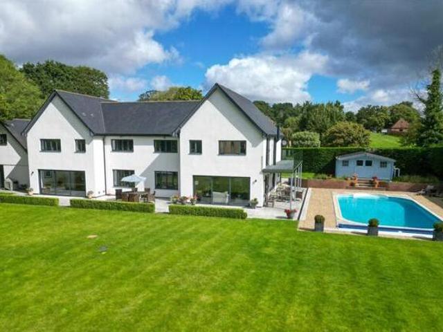5 Bedroom Detached House For Sale In Southampton, Hampshire