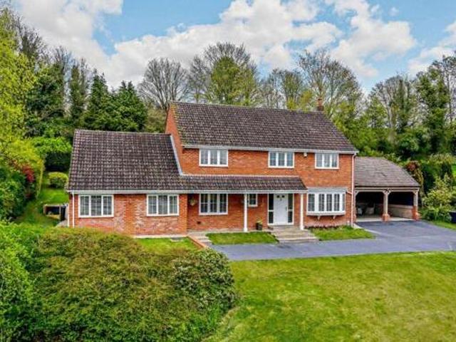 5 Bedroom Detached House For Sale In Salisbury