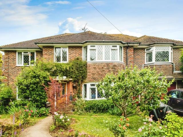 5 bedroom detached house for sale in Salvington Hill, WORTHING, West Sussex, BN13