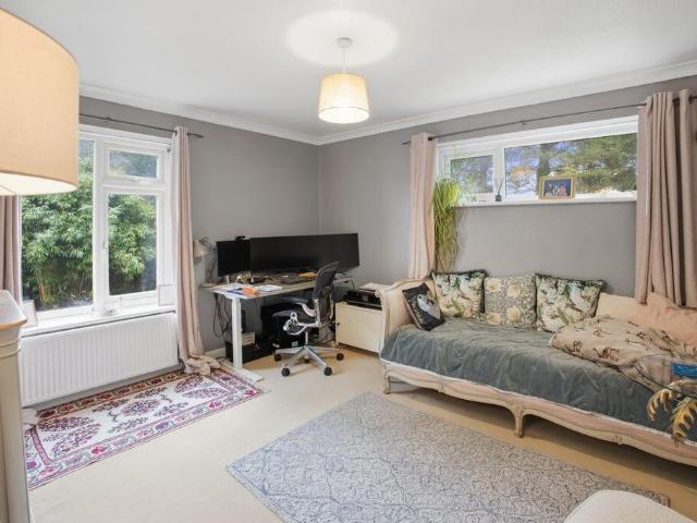 5 bedroom detached house for sale in Sandling Road Sandling, Hythe, Kent CT21 4HG, CT21