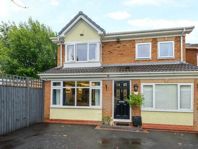 5 bedroom detached house for sale in Santa Maria Way StourportOnSevern DY13