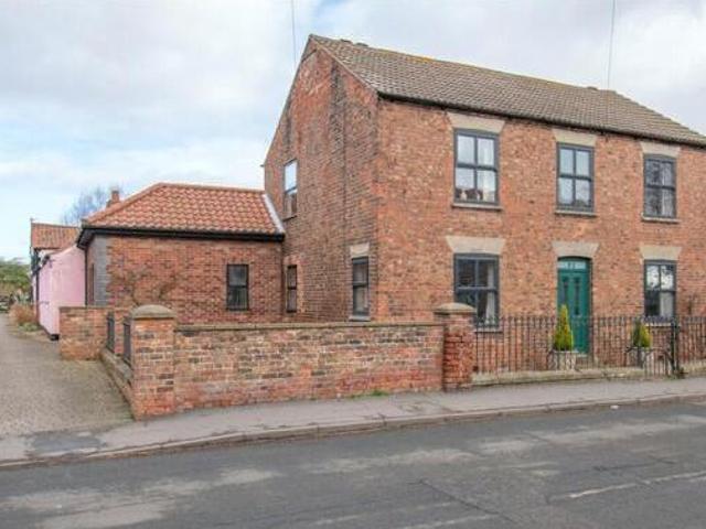 5 Bedroom Detached House For Sale In Scunthorpe, North Lincolnshire