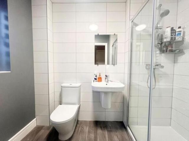 5 bedroom detached house for sale in School Lane, Doncaster, DN2