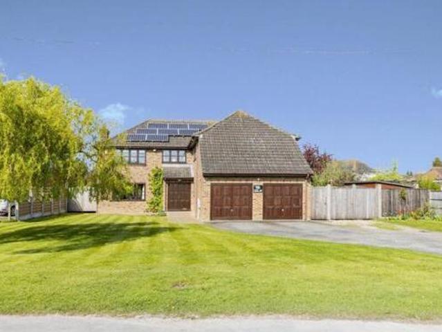 5 Bedroom Detached House For Sale In Scothern, Lincoln