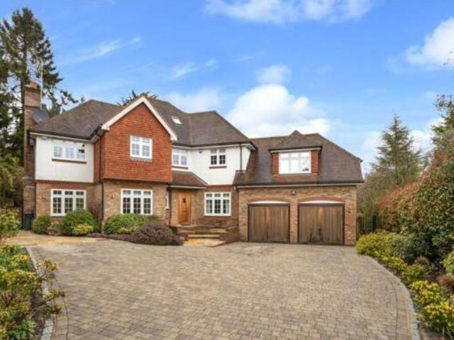 5 Bedroom Detached House For Sale In Sevenoaks, Kent