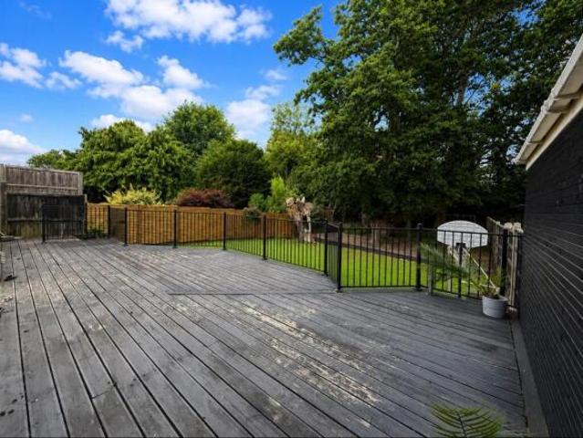 5 bedroom detached house for sale in Selwood Road, Brentwood, CM14
