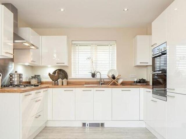 5 Bedroom Detached House For Sale In Shackleton Village