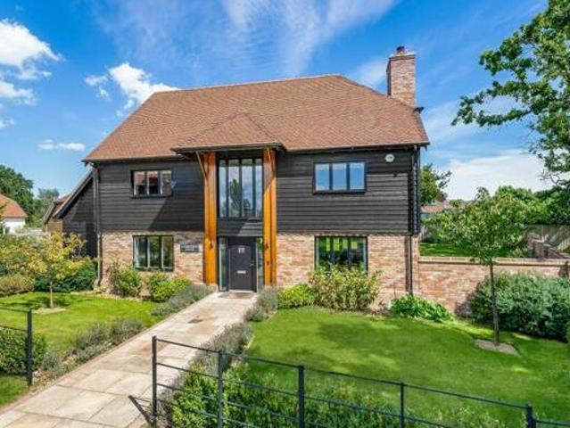5 Bedroom Detached House For Sale In Shadoxhurst