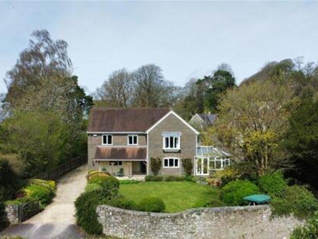 5 Bedroom Detached House For Sale In Shaftesbury