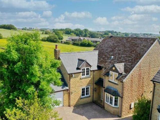 5 Bedroom Detached House For Sale In Shelf