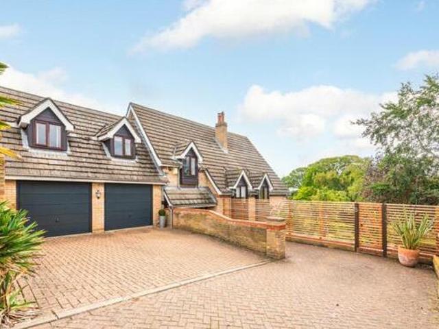 5 Bedroom Detached House For Sale In Shillington, Bedfordshire