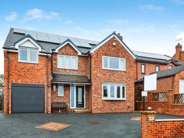5 Bedroom Detached House For Sale In Silkstone Common