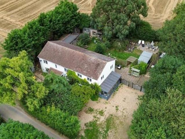 5 Bedroom Detached House For Sale In Spalding, Lincolnshire
