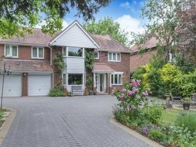 5 bedroom detached house for sale in Spetchley Road Worcester Worcestershire WR5