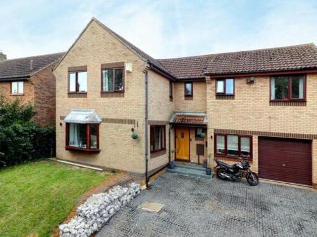 5 Bedroom Detached House For Sale In Spratton