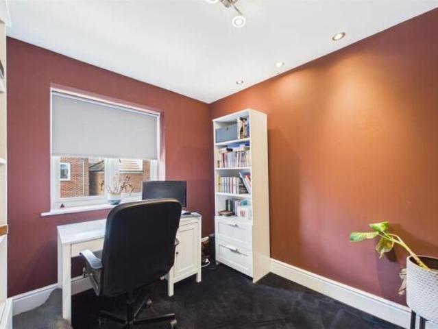 5 bedroom detached house for sale in St. Catherine Road, Basingstoke, RG24