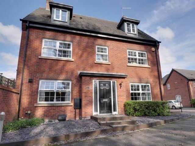 5 Bedroom Detached House For Sale In St Georges Parkway