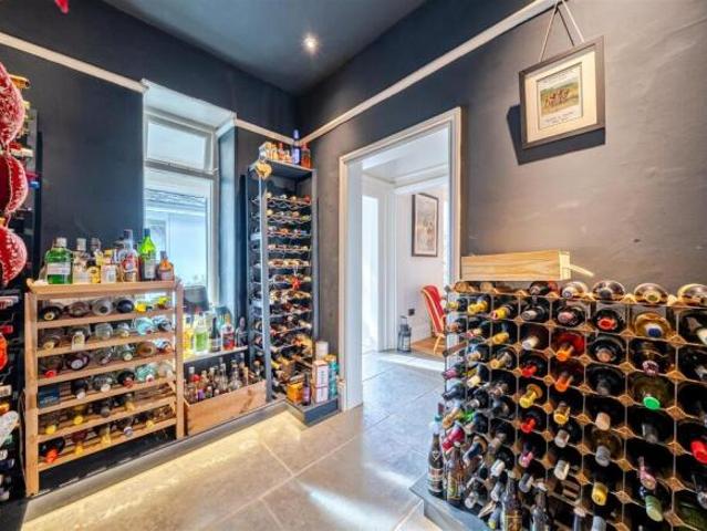 5 bedroom detached house for sale in St. Davids Hill, Exeter, EX4