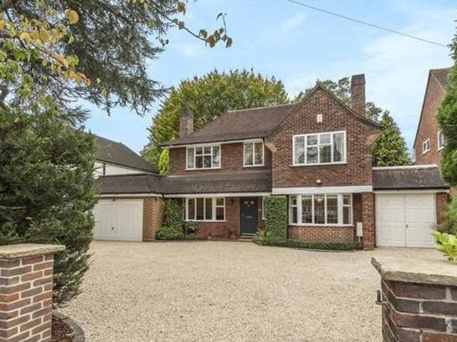 5 bedroom detached house for sale in St Martins Approach Ruislip Middlesex HA4 HA4
