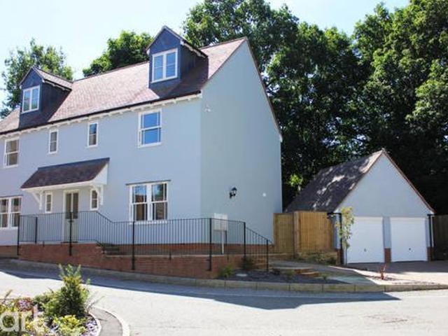 5 bedroom detached house for sale in St Peters View Sible Headingham CO9
