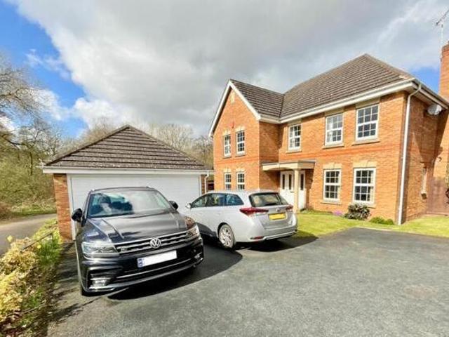 5 Bedroom Detached House For Sale In Stafford
