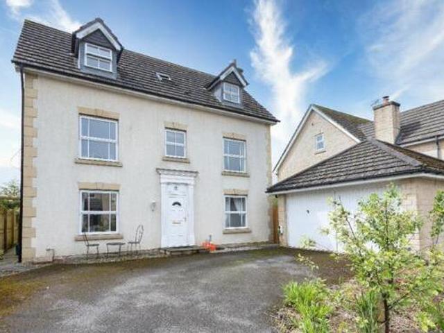 5 Bedroom Detached House For Sale In Standen Gate