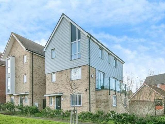 5 Bedroom Detached House For Sale In Stanway