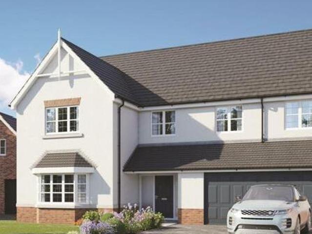 5 Bedroom Detached House For Sale In Station Road
