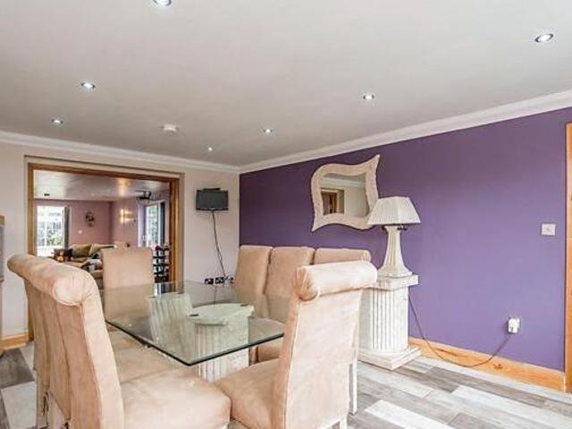 5 Bedroom Detached House For Sale In Stockbridge, Chichester
