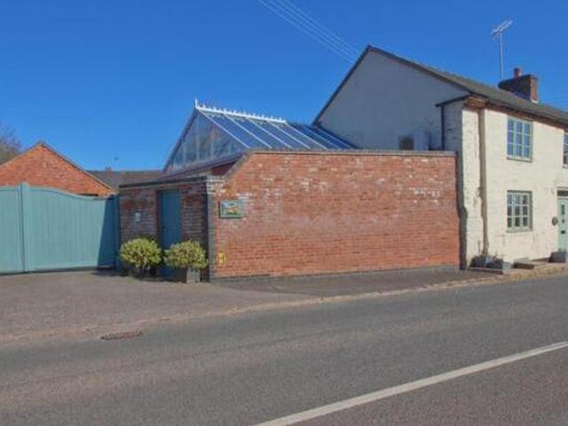 5 Bedroom Detached House For Sale In Stoke on trent, Staffordshire