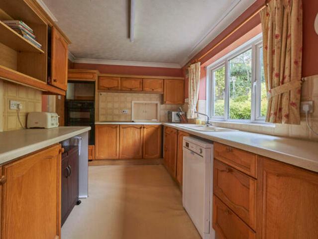 5 bedroom detached house for sale in Stoke Valley Road, Exeter, EX4