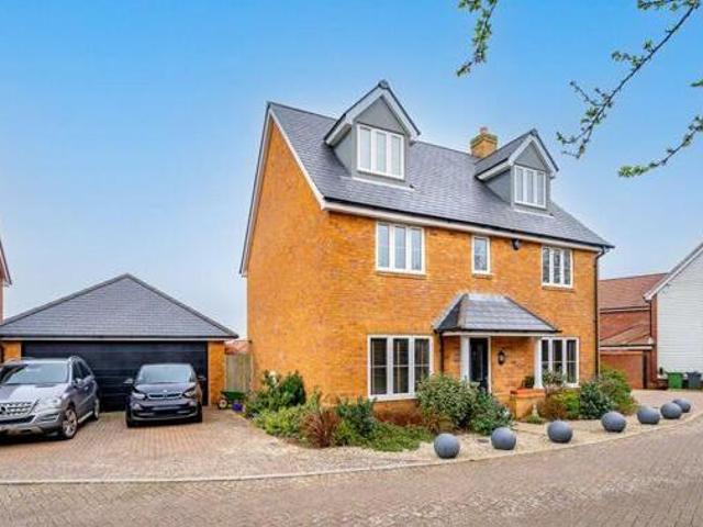 5 Bedroom Detached House For Sale In Stone Cross