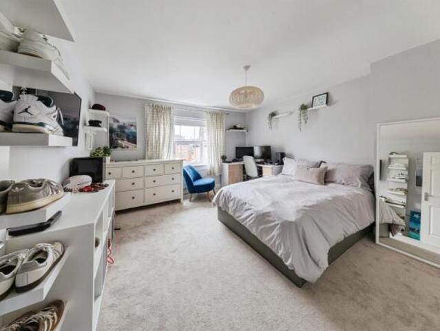 5 bedroom detached house for sale in Stonebridge Grove, Monkston Park, Milton Keynes, MK10