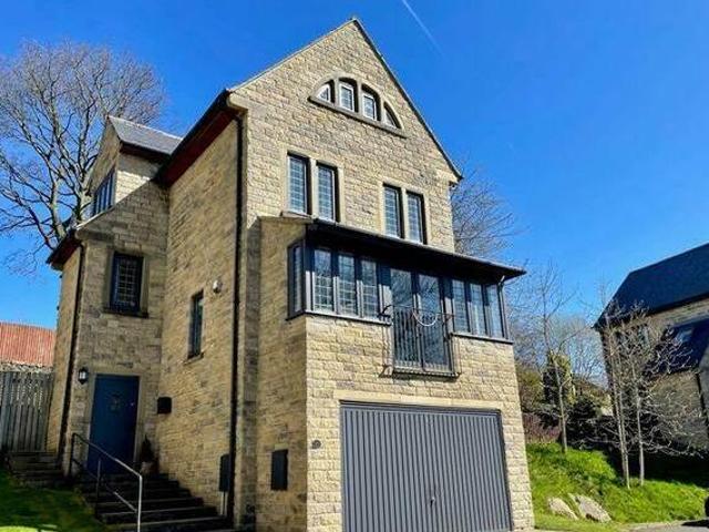 5 bedroom detached house for sale in Stonecroft Mount Bairstow Lane Sowerby Bridge HX6