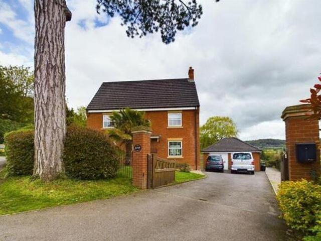 5 Bedroom Detached House For Sale In Stonehouse, Gloucestershire