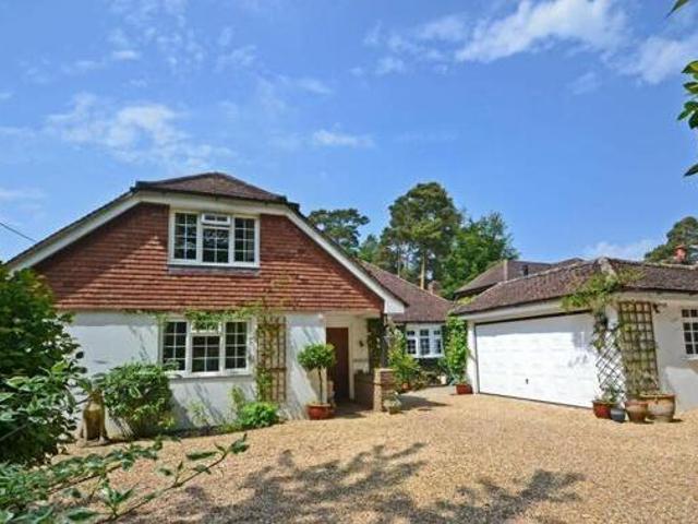 5 Bedroom Detached House For Sale In Storrington Fringes