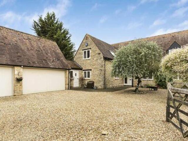 5 Bedroom Detached House For Sale In Stratton Audley