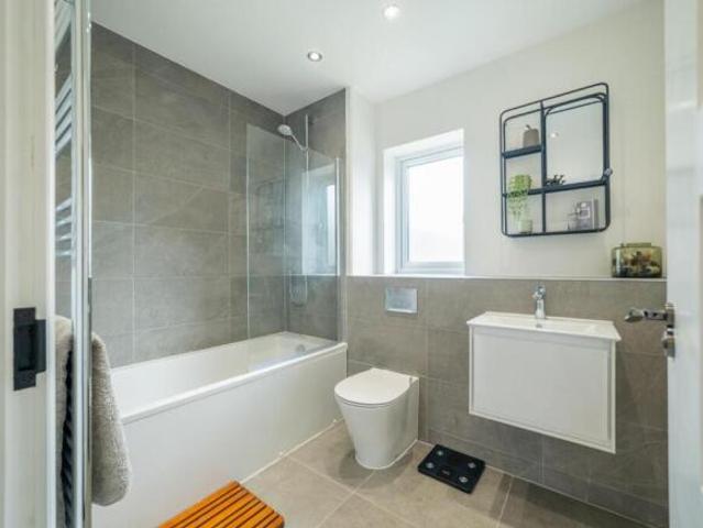 5 bedroom detached house for sale in Sungleam Hill, Adel, LS16