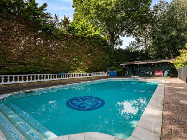 5 bedroom detached house for sale in Sundridge Avenue, Bromley, BR1 2QA, BR1