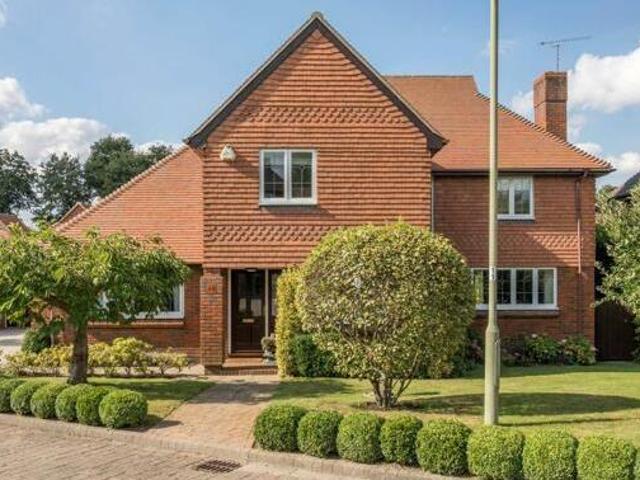 5 Bedroom Detached House For Sale In Surrey