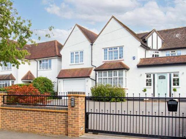 5 Bedroom Detached House For Sale In Surrey