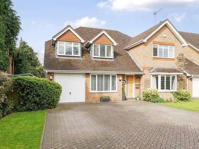 5 Bedroom Detached House For Sale In Surrey