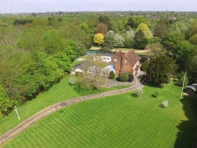 5 Bedroom Detached House For Sale In Surrey