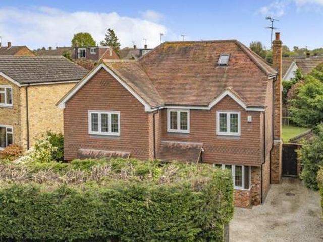 5 Bedroom Detached House For Sale In Surrey