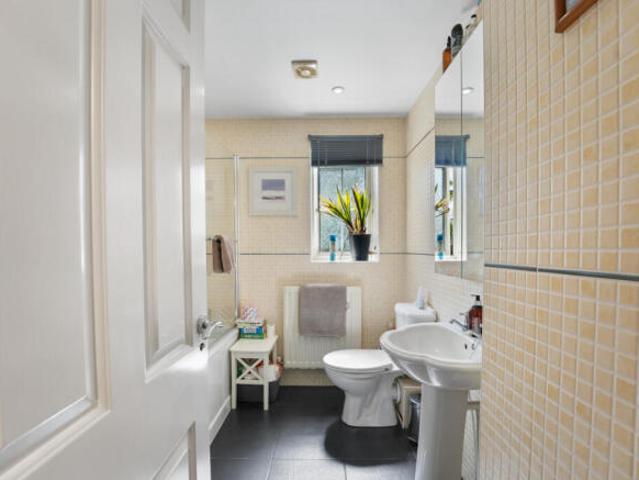 5 bedroom detached house for sale in Sweet Bay Crescent, Godinton Park, TN23 3QA, TN23
