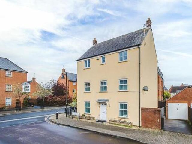 5 Bedroom Detached House For Sale In Swindon, Wilts