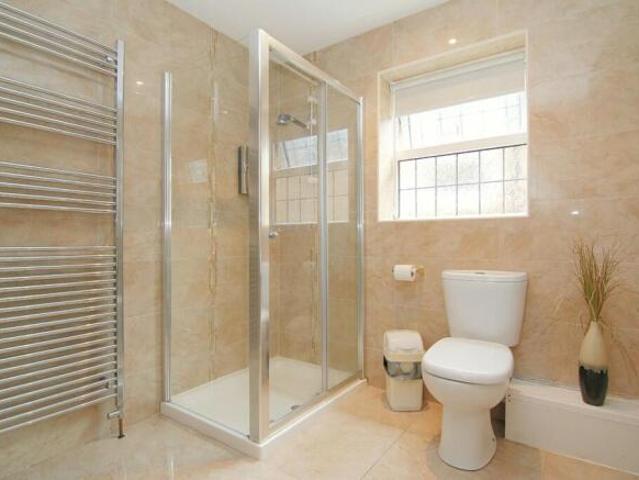 5 bedroom detached house for sale in Sycamore Chase, Pudsey, LS28